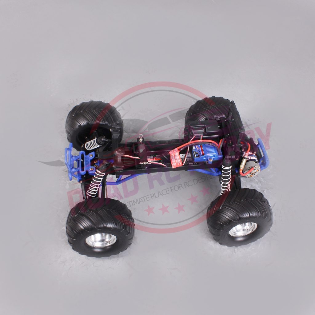 Traxxas “Grave Digger” Monster Jam 1/10 Scale 2WD Monster Truck (RPM ...